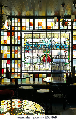 Stained glass window of the Old Bell Tavern, Fleet Street, London Stock ...