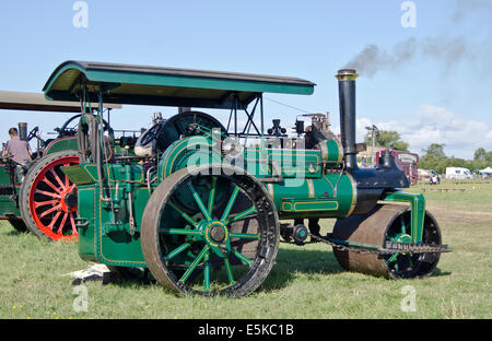 Shabbington, Bucks 1896 Wallis & Stevens 10 ton road roller No 2357 ...
