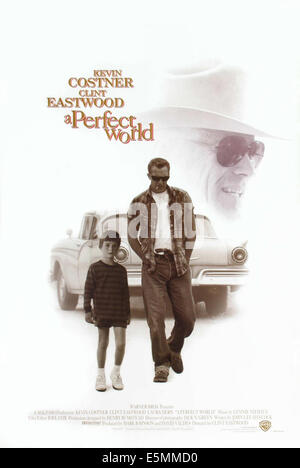A PERFECT WORLD, Kevin Costner, 1993, sunglasses Stock Photo - Alamy