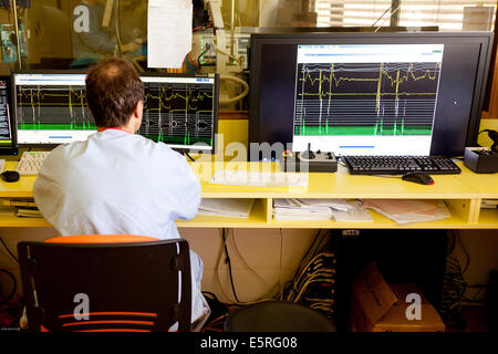 The Stereotaxis Magnetic Navigation System Niobe® is a navigation and ...