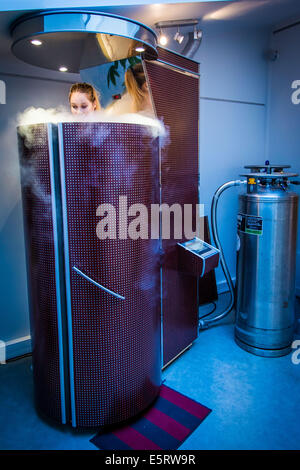 Woman in a whole body cryotherapy cabine Stock Photo - Alamy