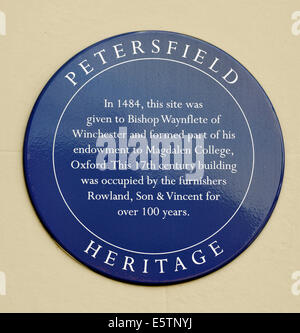 1-2 The Square, Petersfield, Hampshire, England, UK Stock Photo - Alamy