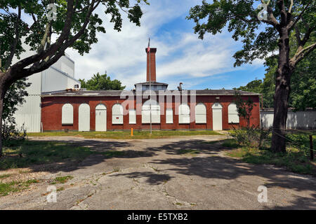 Nikola Tesla's Wardenclyffe research laboratory Rocky Point Long Island ...