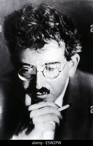 Benjamin, Walter. 1892 - 1940, German philosopher and cultural critic ...