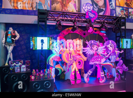 LAS VEGAS - JUNE 17 : The Hasbro booth at the Licensing Expo in Las ...