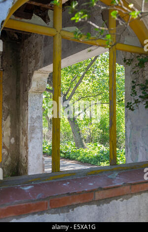 old houses destroyed and in ruins by default Stock Photo - Alamy