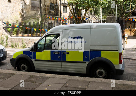Police Scientific Investigations Van Stock Photo - Alamy