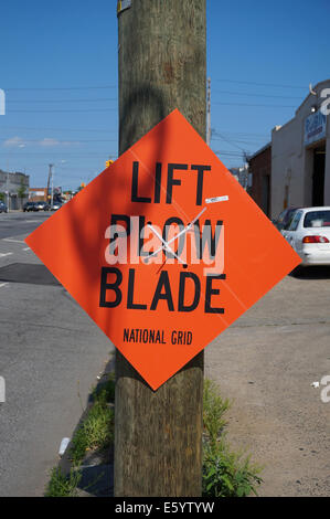 Street Sign Lift Plow Blade Stock Photo - Alamy
