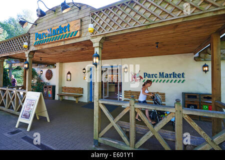 Parc Market A Small Shop At Center Parcs Sherwood Forest UK Stock Photo ...