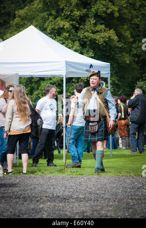 Highland Scottish clan; Old man in Traditional Highland Dress at the ...