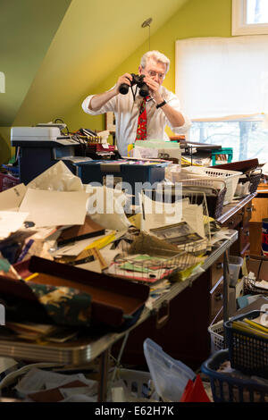 Hoarders' Messy Home Office, USA Stock Photo - Alamy