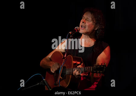 Rory McLeod in concert Stock Photo - Alamy
