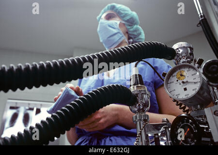 Old anesthesia machine Stock Photo - Alamy