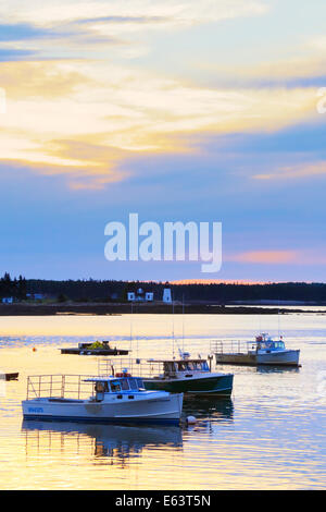 Sunrise, Prospect Harbor Point Lighthouse, Prospect Harbor, Maine, USA ...