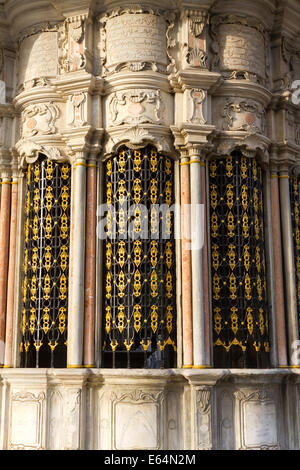 Husrev Pasa Library Eyup Istanbul Stock Photo - Alamy