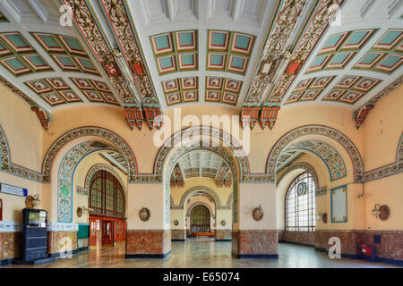 Neoclassicist concourse, Haydarpaşa Station, Kadiköy, Istanbul, Asian ...