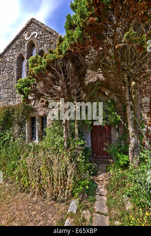 Quarr Abbey is a monastery between the villages of Binstead and ...