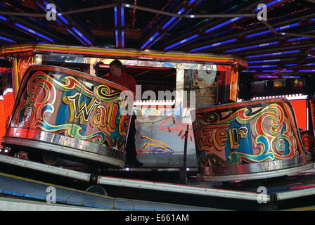 Blackpool Pier, funfair rides, The Waltzer ride Stock Photo - Alamy