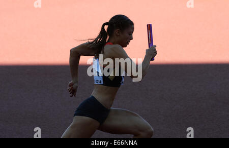 Ruth Sophia Spelmeyer of Germany competes the women's 4 x 400 Relay ...