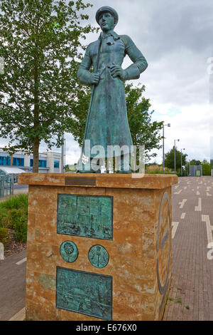 Memorial Statue Of A Corby Steelworker On An Ironstone Plinth George ...