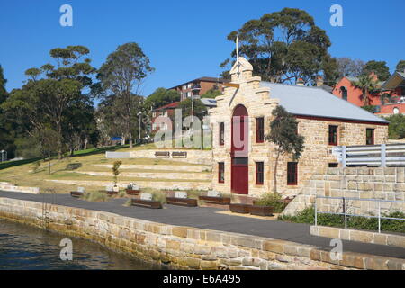 thornton park on the waterfront of sydney suburb Balmain,sydney ...