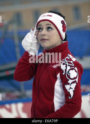 Olympic figure skater Sasha Cohen poses as she arrives at the Kids ...