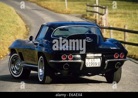 Chevrolet Corvette Stingray C2 - 1967 Model 427 Cubic inch Engine in ...