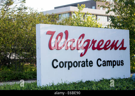 The headquarters of Walgreens in Deerfield, Illinois Stock Photo - Alamy