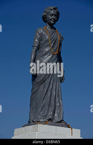 The statue of Indira Gandi on the Ridge in Shimla, Himachal Pradesh ...