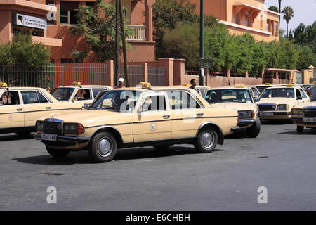 Mercedes taxi's in Marrakech, Morocco Stock Photo - Alamy