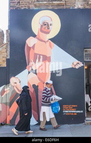 Wall art in Brick lane Stock Photo - Alamy