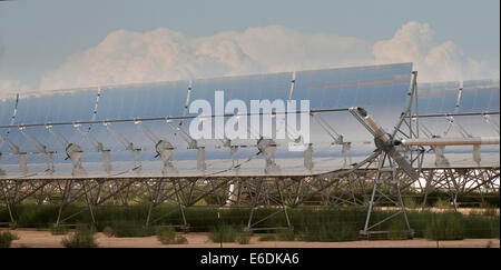 Solana Generating Station, parabolic trough plant, solar power, Arizona ...