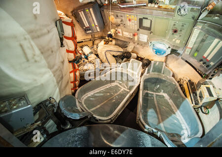 Inside Soyuz spacecraft Stock Photo - Alamy