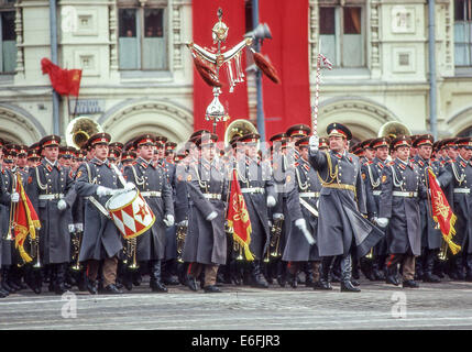 Nov. 7, 1987 - Moscow, Russia - A Soviet military band in Moscow's Red ...