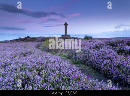 Ana Cross on Spaunton Moor, Rosedale, The North Yorkshire Moors ...
