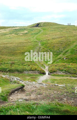 Barclodiad y Gawres, Cable Bay, Burial Mound, near Rhosneigr, Anglesey ...