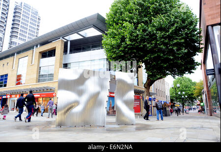 Swindon Wiltshire UK - The main Swindon town centre shopping precinct ...