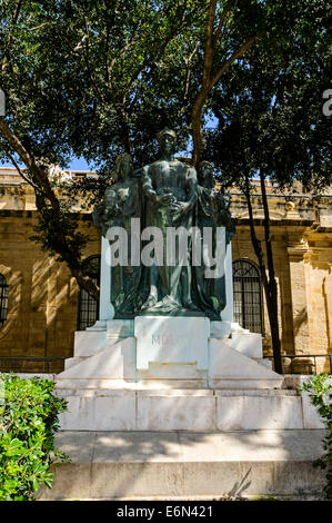 The Great Siege Monument (Maltese: Il-Monument tal-Assedju l-Kbir) in ...