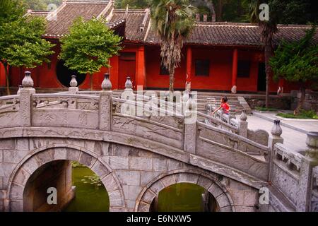 Hefei, China's Anhui Province. 3rd Apr, 2014. A woman takes photos of ...