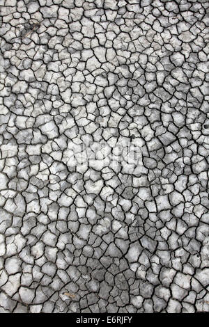 Dry, cracked riverbed in South Australia Stock Photo - Alamy