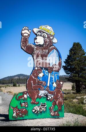 California, Smokey the Bear, forest fire prevention sign Stock Photo ...