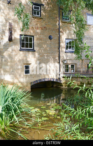 upper barnwell lock the mill at oundle restaurant alongside river nene ...