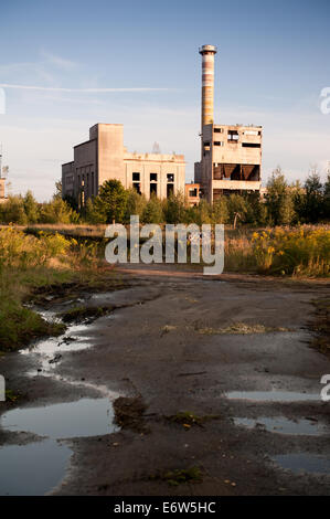 old factory ruins Stock Photo - Alamy