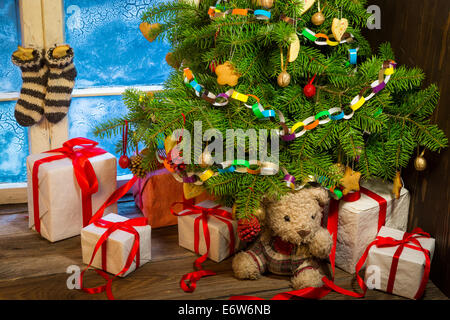 Enjoy your Christmas in rural cottage Stock Photo - Alamy