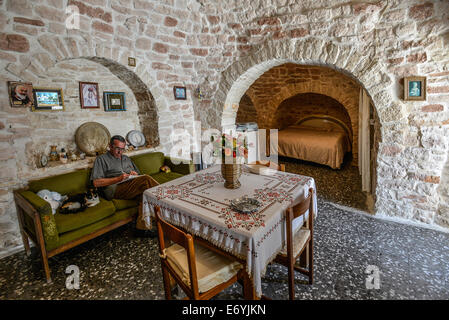 Italy Alberobello the inside of the Trulli houses of feudal age Stock ...