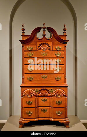 This 18th-century American chest-on-chest, made from mahogany and other ...