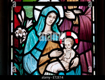Mary and infant Jesus stained glass, Holy Trinity Church, Amblecote ...