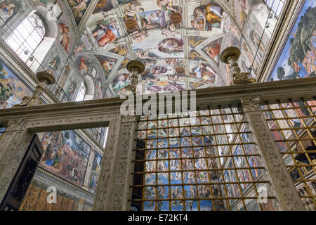 Sistine Chapel: The last judgment by Michelangelo, Rome Stock Photo - Alamy
