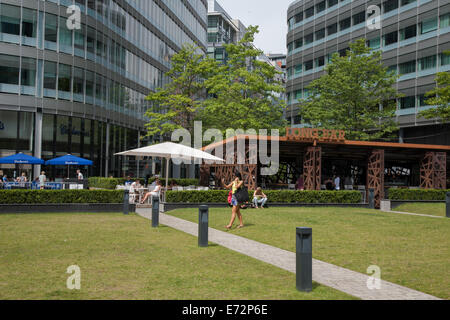 The Long Bar and the Lawn, Spinningfields, Manchester, England, UK ...