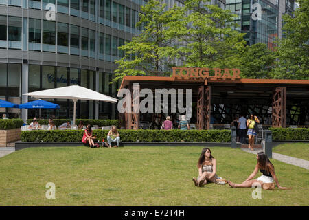 The Long Bar and the Lawn, Spinningfields, Manchester, England, UK ...